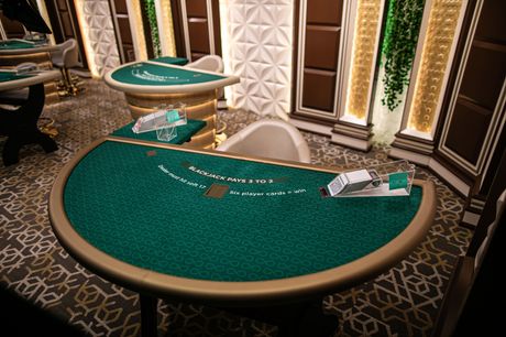 Play Infinite Blackjack Online at Midnite Casino - Midnite